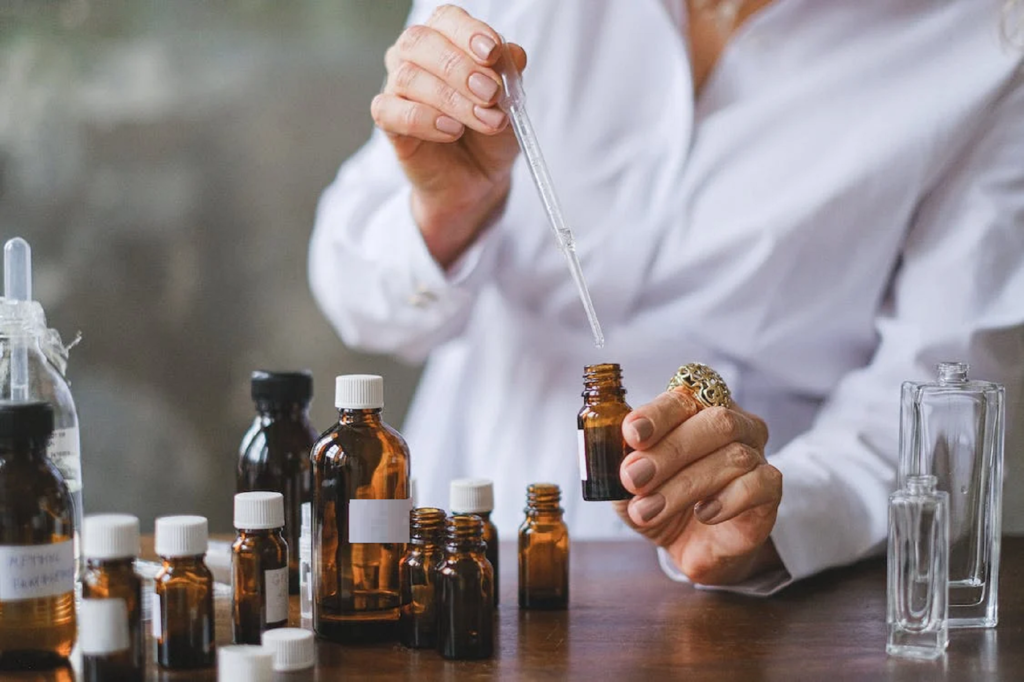 Essential Oil Benefits and Reason Why You Should Use Them